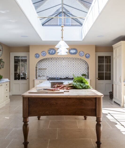 The Best Colours for Country House Kitchens - part 3 | Guild Anderson